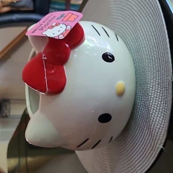 Sanrio | Accents | Hello Kitty Planter | Poshmark